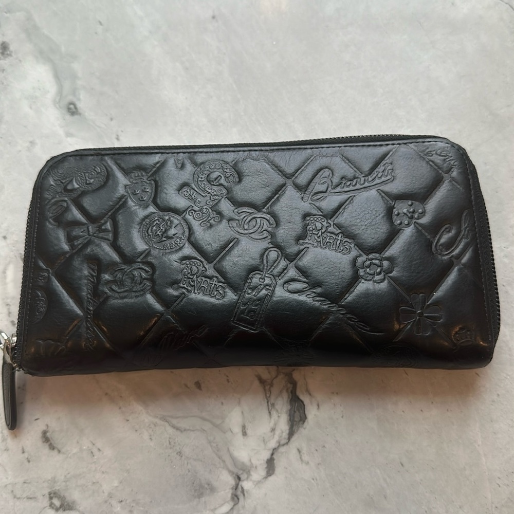 Chanel Icon Symbol Zip Around Wallet - Gem